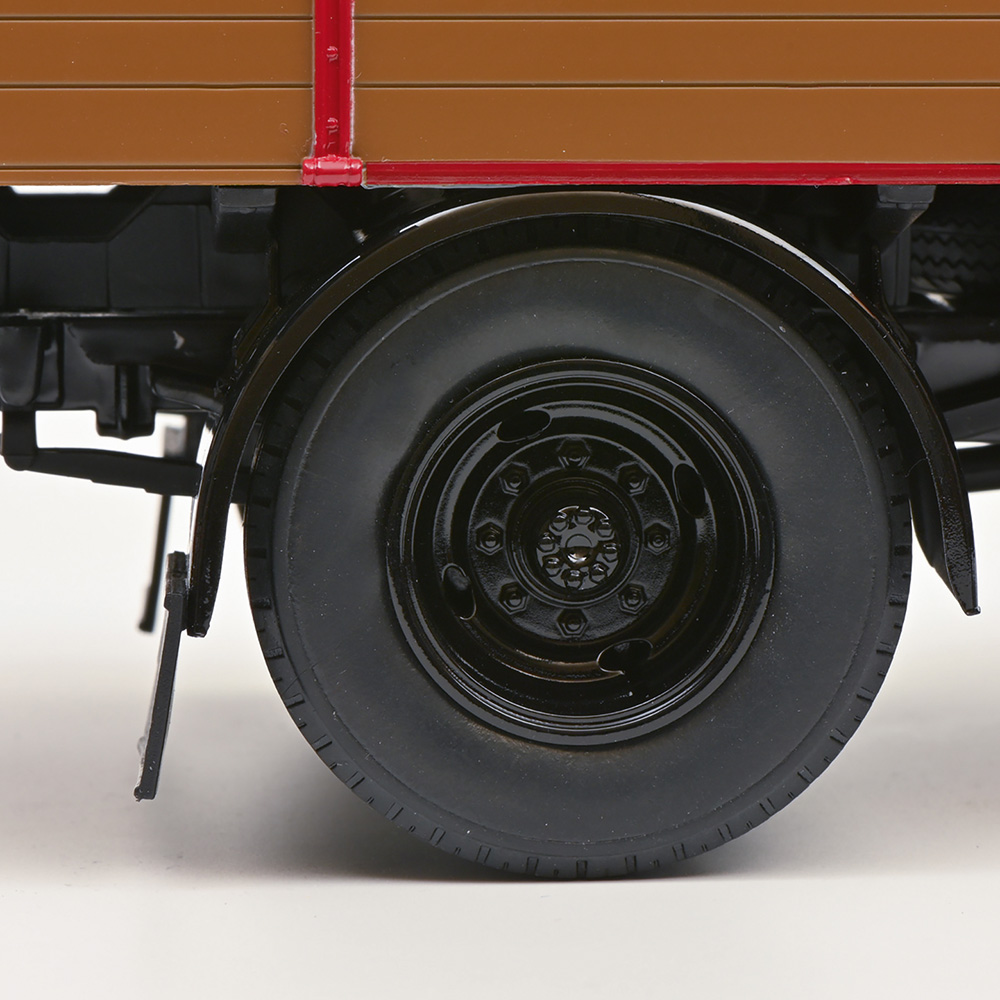 Mercedes Benz L911 | EUROtops.de